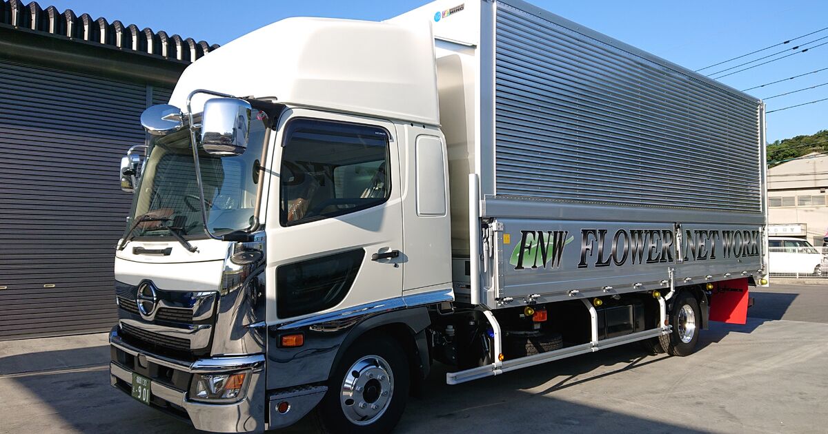 4tw!! 新車完成しました！ | 福岡の輸送会社のスタッフによるブログ